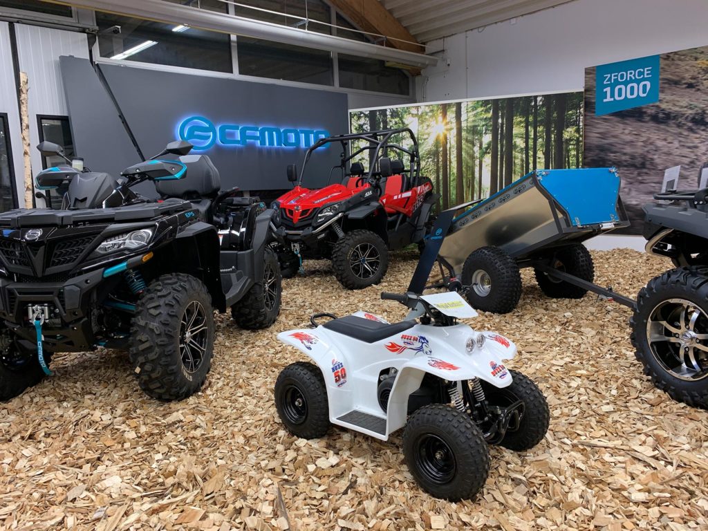 ATV, Fyrhjulingar & mopeder till salu i Vänersborg